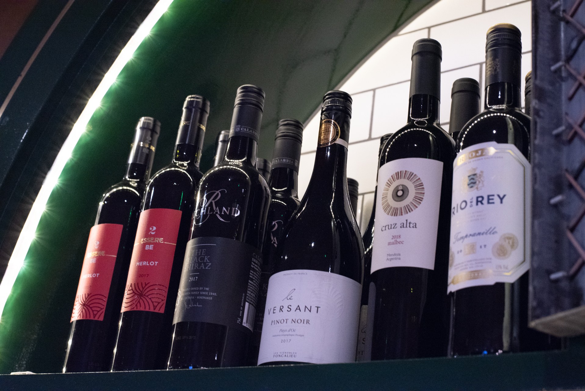 Drink at The Signal Box | Pub & Restaurant, Euston